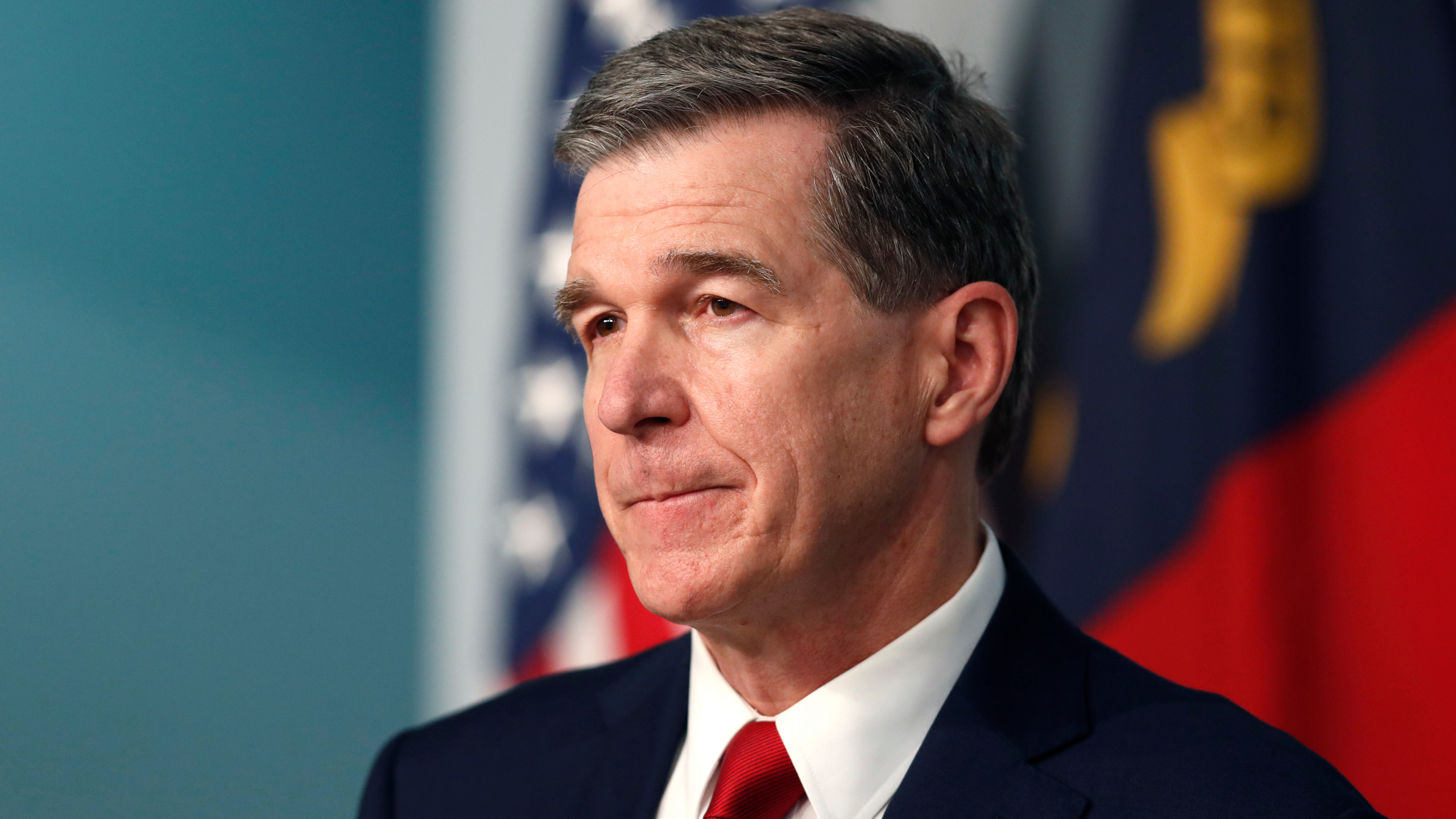 Democratic Gov Roy Cooper Is Reelected In North Carolina Level 21 Mag